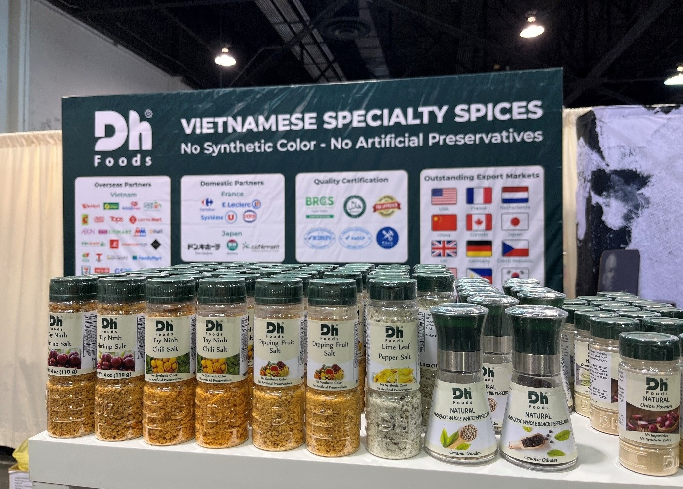 Dh Foods tại tuần hàng Việt Nam tại Nhật: Gia vị Việt lên ngôi
